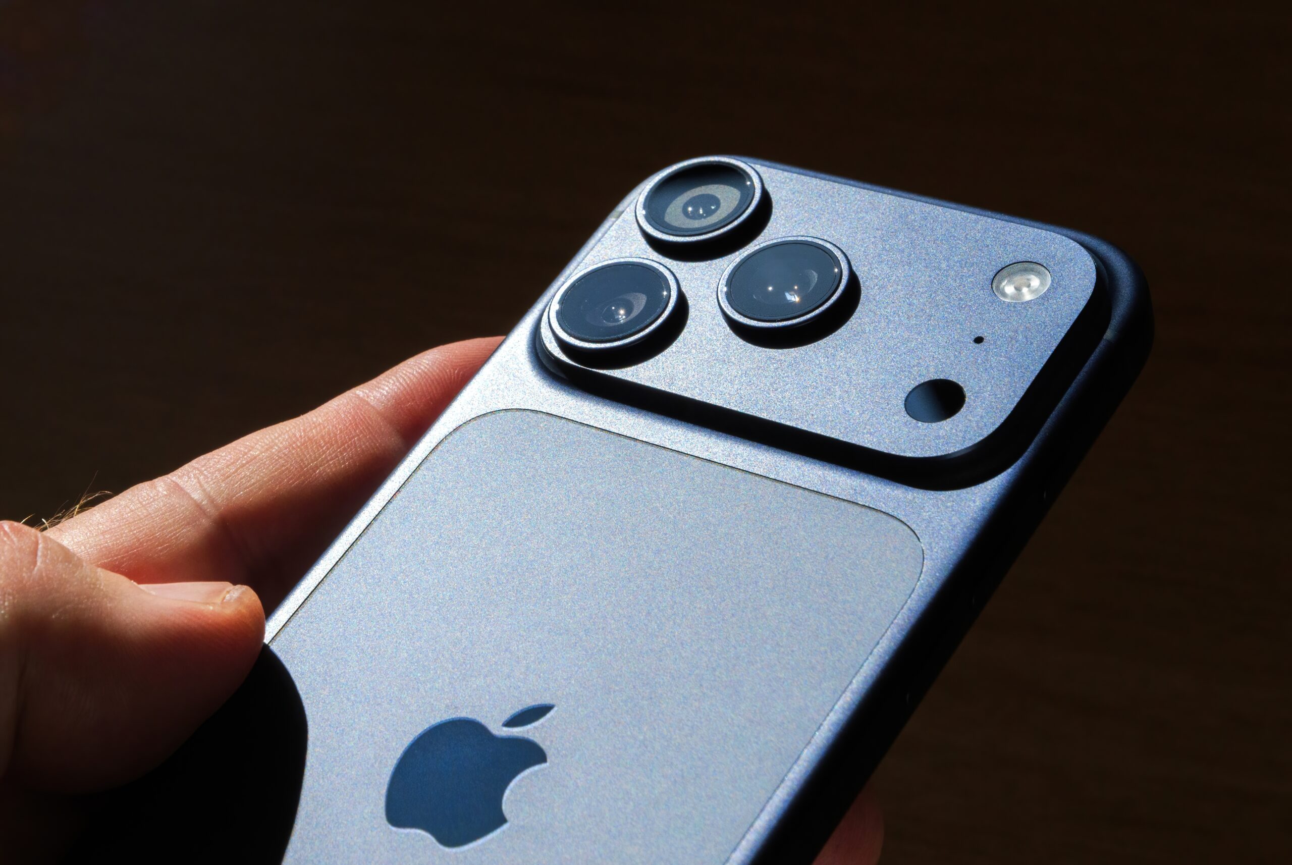 Refurbished iPhone 17 Pro Max vs iPhone 16 Pro Max: Should You Wait or ...